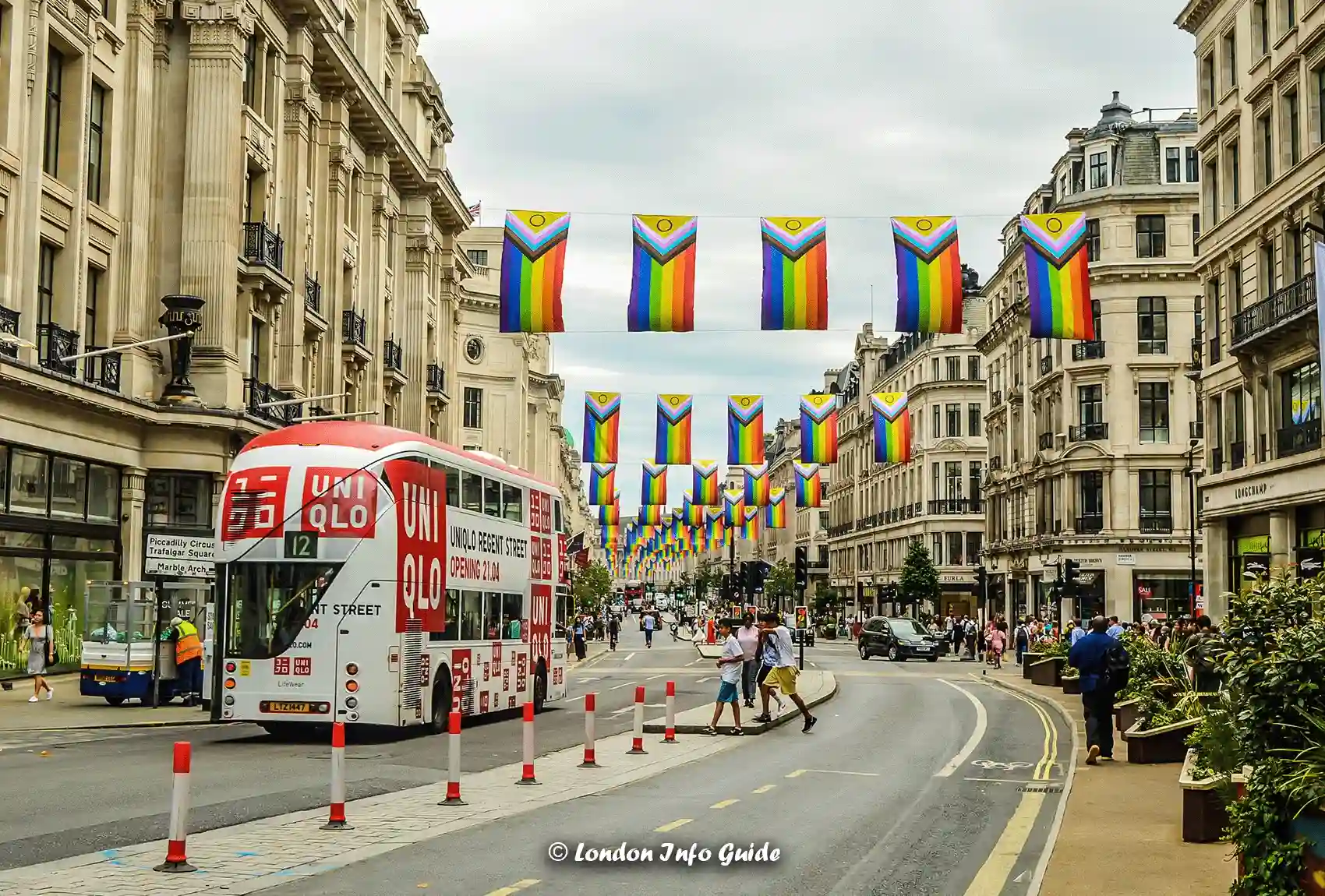 Your Ultimate Guide to London for the First Time: Best Tips & Tricks Your Ultimate Guide to London for the First Time: Best Tips & Tricks